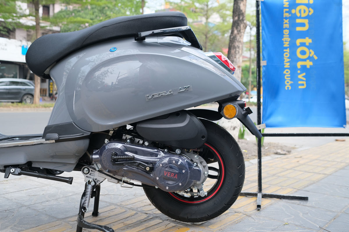 Xe Ga 50cc Vespa Motor Thai Vera LX vành đúc phanh đĩa